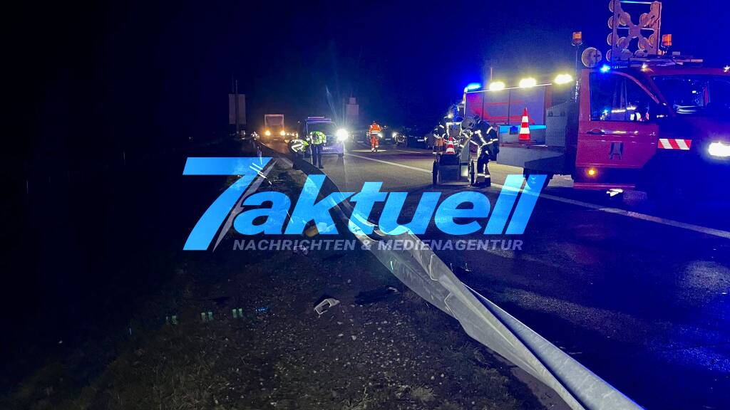 500 PS Porsche-Unfall auf der A24 bei Linum - Drei Personen verletzt ... 500 PS Porsche-Unfall auf der A24 bei Linum - Drei Personen verletzt ...